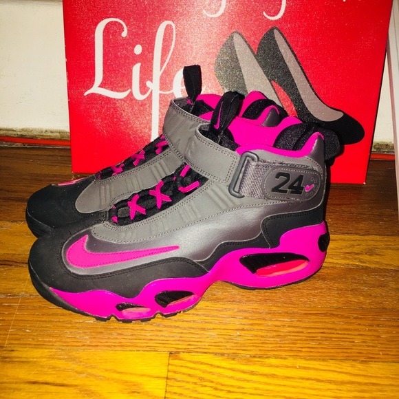 Nike | Shoes | Griffeys In Excellent Condition 4 Obo | Poshmark